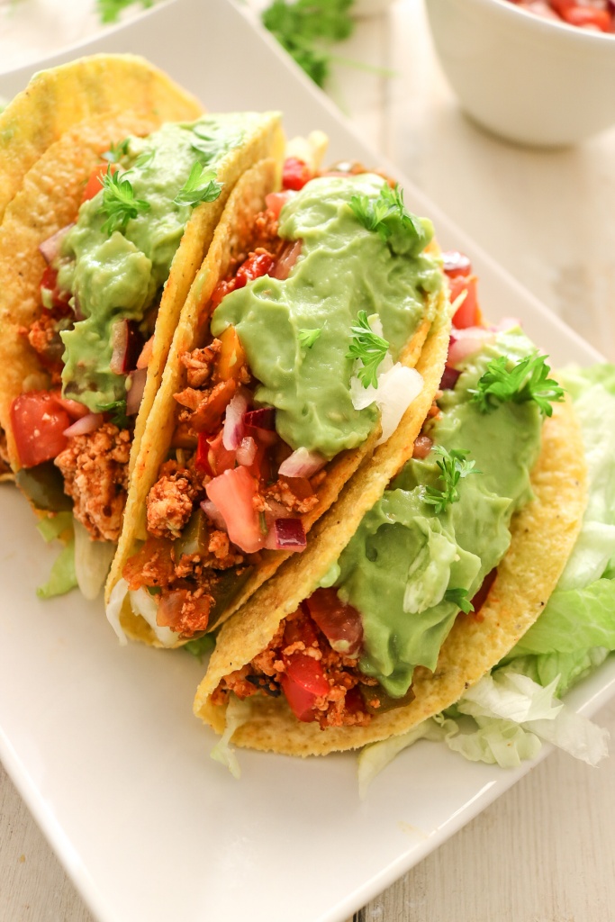 Meksikietiški takos su smulkintu tofu ir gvakamolės padažu// Mexican ...