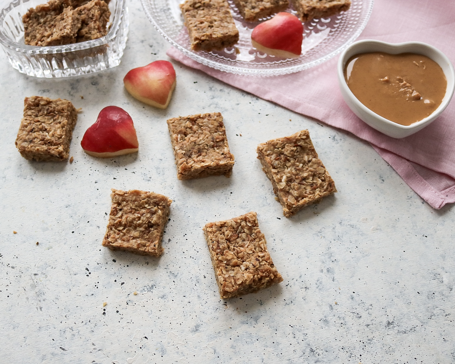Riešutų sviesto ir kokosų batonėliai// Peanut Butter and Coconut Bars ...